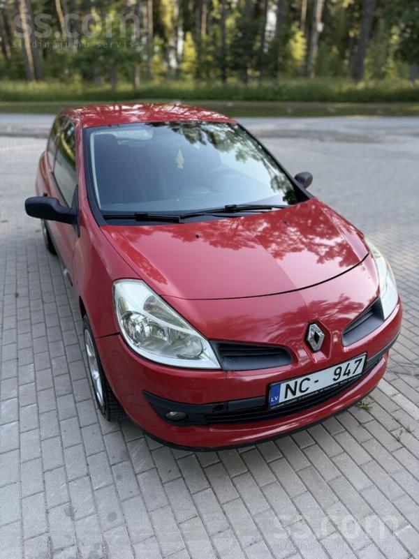 Sarkans Renault Clio 2008 Saldus, ar dzinēja tilpumu 1.20 L un nobraukumu 301 tūkst. km par 1990 €, foto 1 vietnē AUTOMOTO.COM.LV
