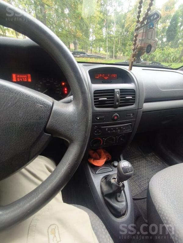 Sarkans Renault Clio 2008 Madona, ar dzinēja tilpumu 1.10 L un nobraukumu 190 tūkst. km par 900 €, foto 6 vietnē AUTOMOTO.COM.LV
