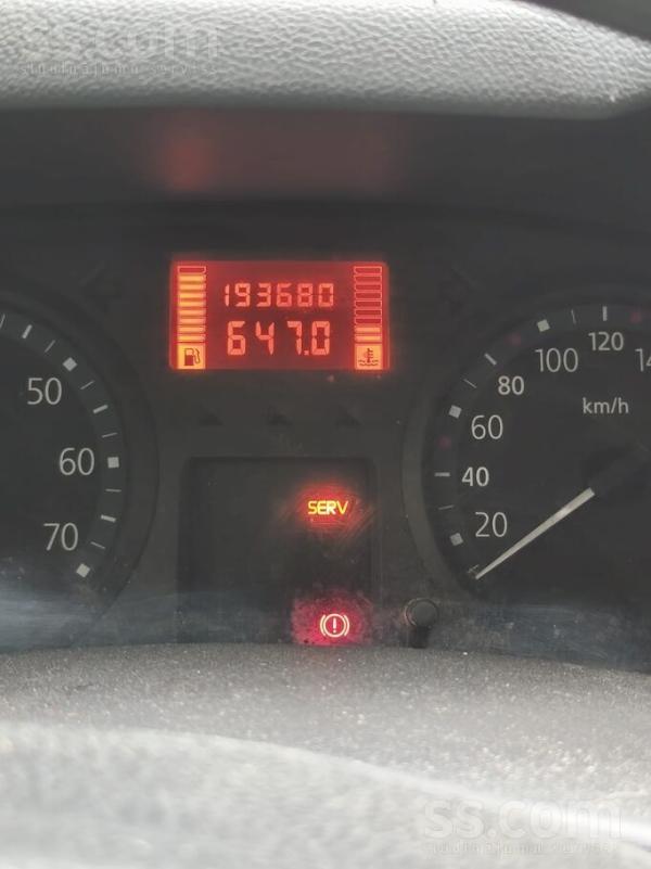 Sarkans Renault Clio 2008 Madona, ar dzinēja tilpumu 1.10 L un nobraukumu 190 tūkst. km par 900 €, foto 7 vietnē AUTOMOTO.COM.LV