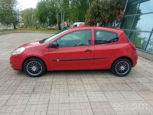 Red Renault Clio 2009 in Daugavpils, with an engine capacity of 1.50 L and mileage of 0 thousand km for 1550 €, photo  on AUTOMOTO.COM.LV