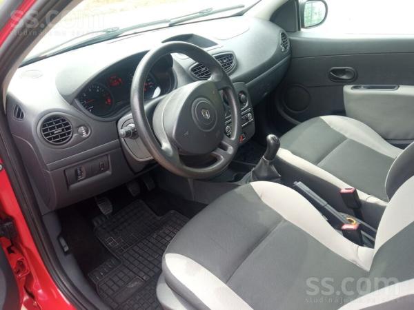 Red Renault Clio 2009 in Daugavpils, with an engine capacity of 1.50 L and mileage of 0 thousand km for 1550 €, photo 9 on AUTOMOTO.COM.LV