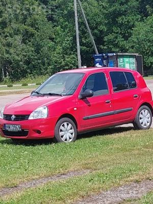 Sarkans Renault Clio 2010 Limbaži, ar dzinēja tilpumu 1.40 L un nobraukumu 342 tūkst. km par 1600 €, foto  vietnē AUTOMOTO.COM.LV