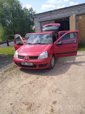 Red Renault Clio 2010 in Cesis, with an engine capacity of 1.50 L and mileage of 0 thousand km for 1200 €, photo 4 on AUTOMOTO.COM.LV