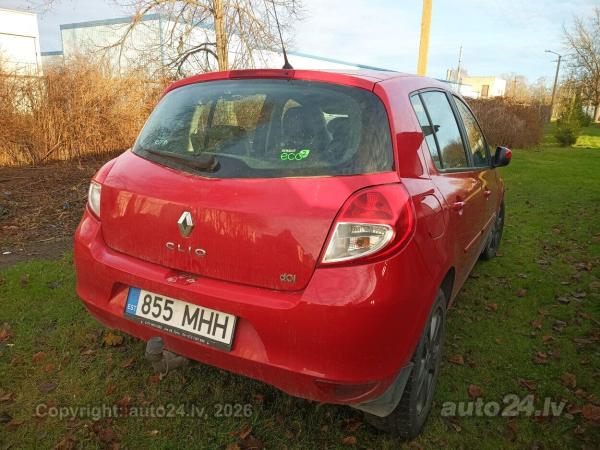 Red Renault Clio 2012 in Tallinn, with an engine capacity of 1.50 L and mileage of 0 thousand km for 700 €, photo 3 on AUTOMOTO.COM.LV