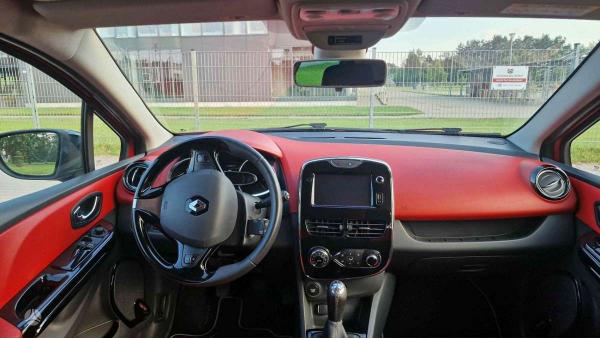 Sarkans Renault Clio 2012 Viļņa, ar dzinēja tilpumu 1.46 L un nobraukumu 162 tūkst. km par 5000 €, foto 6 vietnē AUTOMOTO.COM.LV