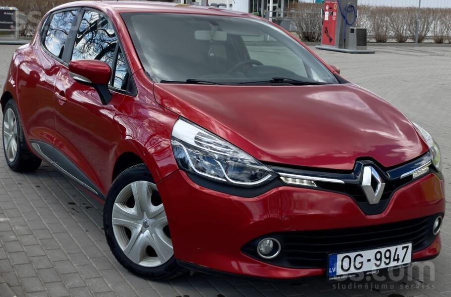 Red Renault Clio 2013 in Jelgava, with an engine capacity of 1.50 L and mileage of 285 thousand km for 4200 €, photo 3 on AUTOMOTO.COM.LV