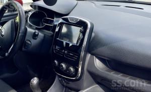 Red Renault Clio 2013 in Jelgava, with an engine capacity of 1.50 L and mileage of 285 thousand km for 4200 €, photo 9 on AUTOMOTO.COM.LV