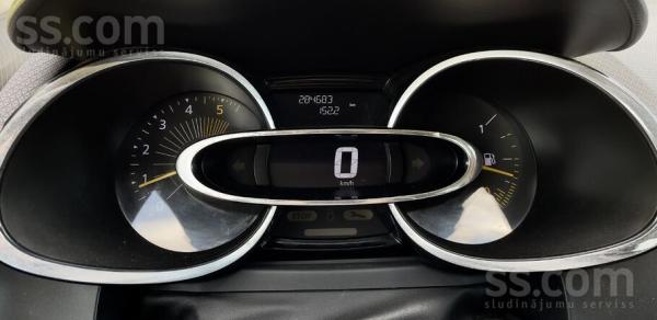 Red Renault Clio 2013 in Jelgava, with an engine capacity of 1.50 L and mileage of 285 thousand km for 4200 €, photo 9 on AUTOMOTO.COM.LV