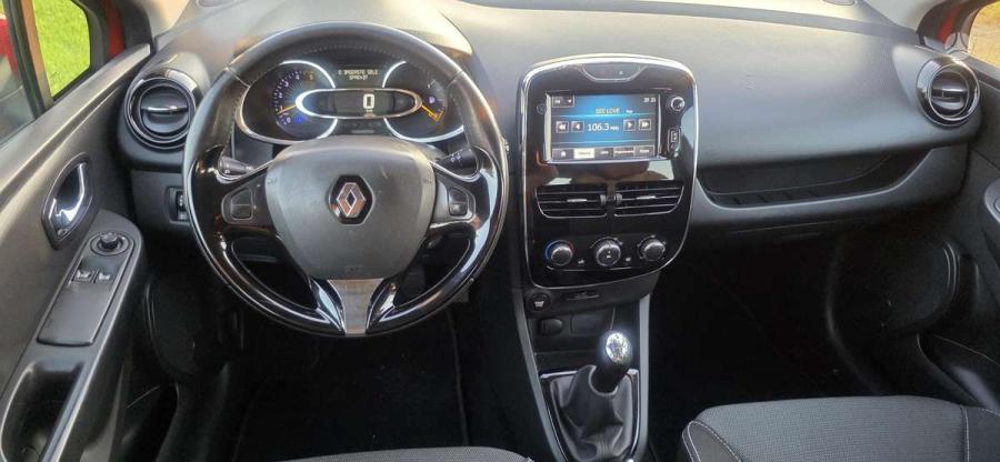 Sarkans Renault Clio 2013 Marijampole, ar dzinēja tilpumu 0.00 L un nobraukumu 257 tūkst. km par 2700 €, foto 12 vietnē AUTOMOTO.COM.LV