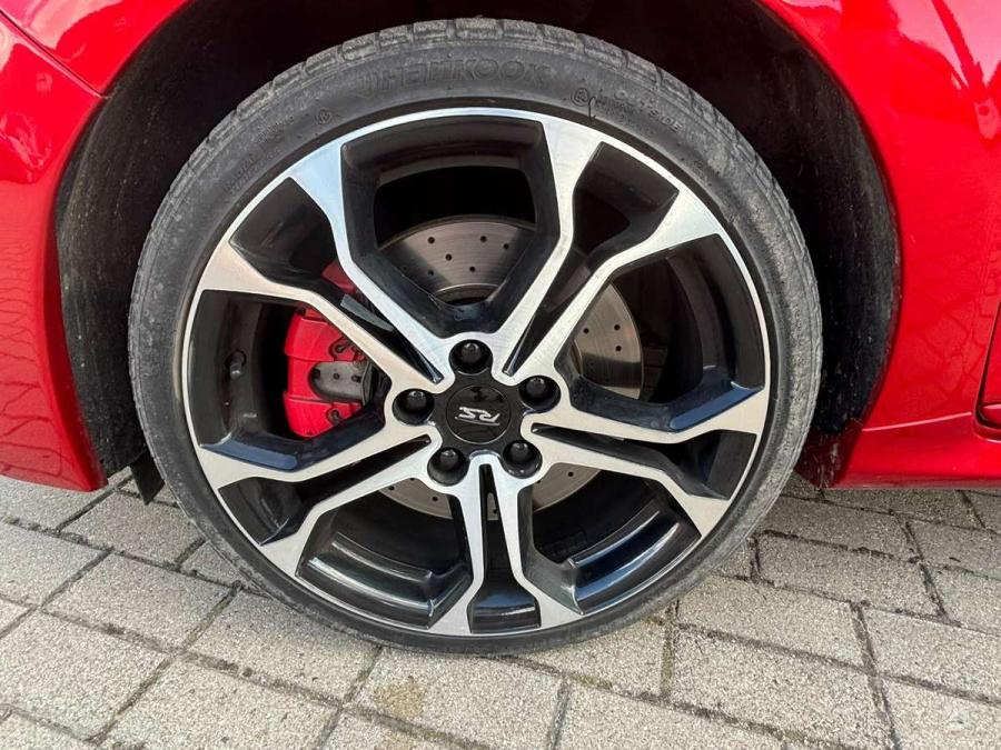 Sarkans Renault Clio 2013 Tauragė, ar dzinēja tilpumu 1.62 L un nobraukumu 112 tūkst. km par 8700 €, foto 7 vietnē AUTOMOTO.COM.LV