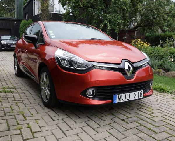 Sarkans Renault Clio 2013 Viļņa, ar dzinēja tilpumu 1.46 L un nobraukumu 185 tūkst. km par 3800 €, foto 1 vietnē AUTOMOTO.COM.LV