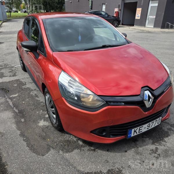 Sarkans Renault Clio 2015 Rīga, ar dzinēja tilpumu 1.50 L un nobraukumu 262 tūkst. km par 3150 €, foto 2 vietnē AUTOMOTO.COM.LV