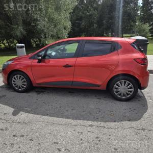 Sarkans Renault Clio 2015 Rīga, ar dzinēja tilpumu 1.50 L un nobraukumu 262 tūkst. km par 3150 €, foto 8 vietnē AUTOMOTO.COM.LV