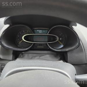 Sarkans Renault Clio 2015 Rīga, ar dzinēja tilpumu 1.50 L un nobraukumu 262 tūkst. km par 3150 €, foto 14 vietnē AUTOMOTO.COM.LV