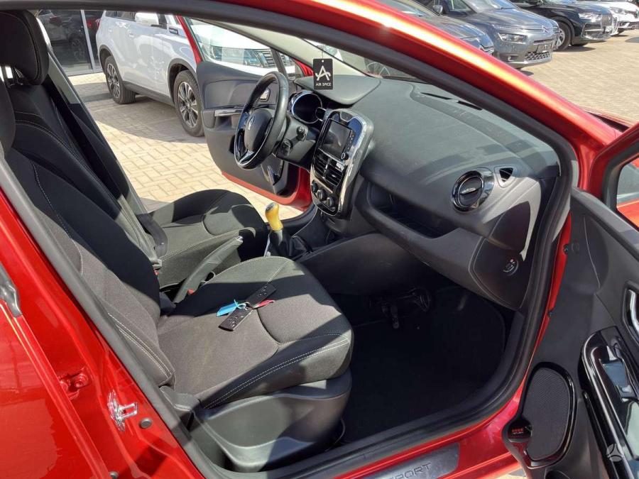 Красный Рено Клио 2015 в Таураге, объемом двигателя 1.50 л и пробегом 180 тыс. км за 4400 €, фото 19 на AUTOMOTO.COM.LV