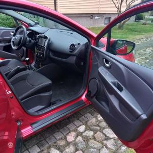 Red Renault Clio 2016 in Vilnius, with an engine capacity of 0.90 L and mileage of 84 thousand km for 4200 €, photo 11 on AUTOMOTO.COM.LV