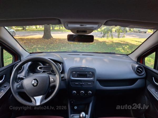 Red Renault Clio 2016 in Tallinn, with an engine capacity of 1.50 L and mileage of 207 thousand km for 5500 €, photo 7 on AUTOMOTO.COM.LV