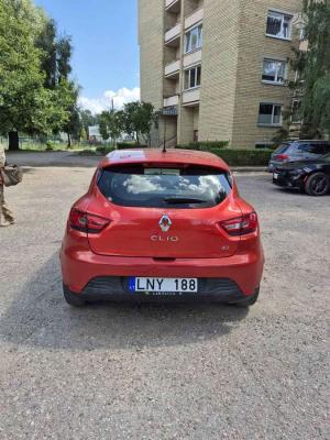 Sarkans Renault Clio 2016 Kauņa, ar dzinēja tilpumu 1.46 L un nobraukumu 213 tūkst. km par 2800 €, foto 5 vietnē AUTOMOTO.COM.LV