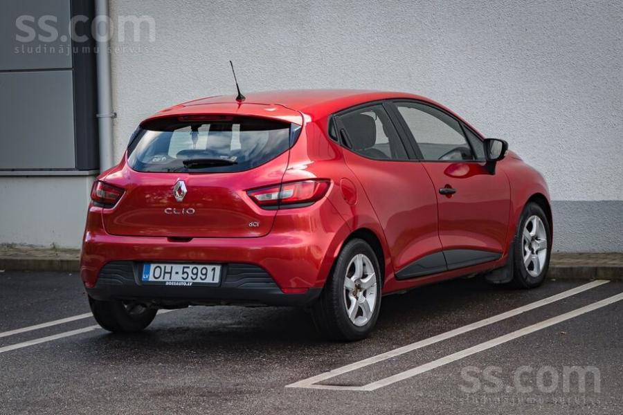 Sarkans Renault Clio 2016 Rīga, ar dzinēja tilpumu 1.50 L un nobraukumu 287 tūkst. km par 3990 €, foto 5 vietnē AUTOMOTO.COM.LV