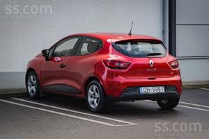 Sarkans Renault Clio 2016 Rīga, ar dzinēja tilpumu 1.50 L un nobraukumu 287 tūkst. km par 3990 €, foto 7 vietnē AUTOMOTO.COM.LV