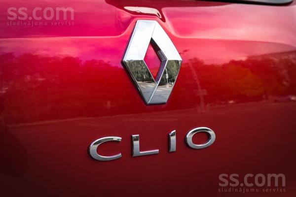 Red Renault Clio 2016 in Riga, with an engine capacity of 1.50 L and mileage of 287 thousand km for 3990 €, photo 8 on AUTOMOTO.COM.LV