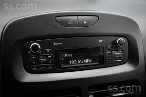 Sarkans Renault Clio 2016 Rīga, ar dzinēja tilpumu 1.50 L un nobraukumu 287 tūkst. km par 3990 €, foto 25 vietnē AUTOMOTO.COM.LV