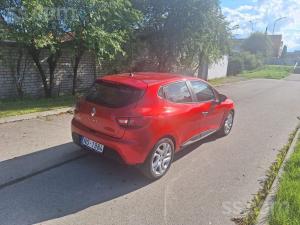 Sarkans Renault Clio 2016 Daugavpils, ar dzinēja tilpumu 1.50 L un nobraukumu 266 tūkst. km par 3850 €, foto  vietnē AUTOMOTO.COM.LV