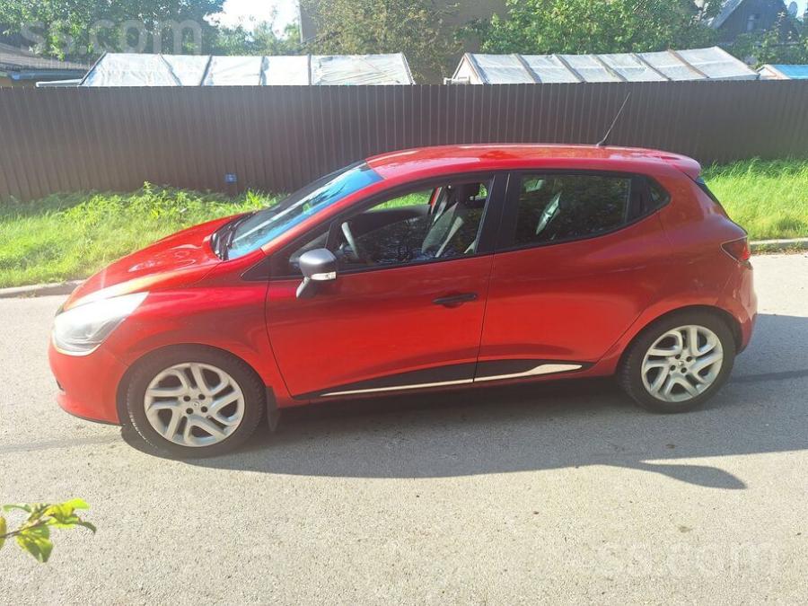 Sarkans Renault Clio 2016 Daugavpils, ar dzinēja tilpumu 1.50 L un nobraukumu 266 tūkst. km par 3850 €, foto 5 vietnē AUTOMOTO.COM.LV