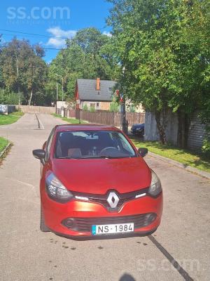 Sarkans Renault Clio 2016 Daugavpils, ar dzinēja tilpumu 1.50 L un nobraukumu 266 tūkst. km par 3850 €, foto 6 vietnē AUTOMOTO.COM.LV