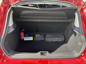Sarkans Renault Clio 2017 Viļņa, ar dzinēja tilpumu 1.46 L un nobraukumu 88 tūkst. km par 5000 €, foto 13 vietnē AUTOMOTO.COM.LV