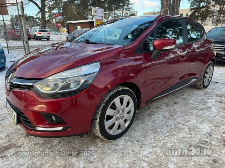 Sarkans Renault Clio 2018 Tallina, ar dzinēja tilpumu 1.50 L un nobraukumu 120 tūkst. km par 5500 €, foto 1 vietnē AUTOMOTO.COM.LV