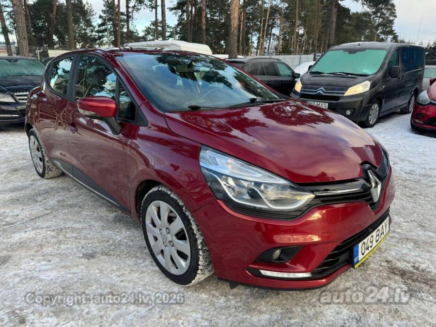 Sarkans Renault Clio 2018 Tallina, ar dzinēja tilpumu 1.50 L un nobraukumu 120 tūkst. km par 5500 €, foto 3 vietnē AUTOMOTO.COM.LV