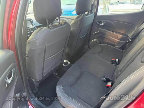 Sarkans Renault Clio 2018 Tallina, ar dzinēja tilpumu 1.50 L un nobraukumu 120 tūkst. km par 5500 €, foto 11 vietnē AUTOMOTO.COM.LV