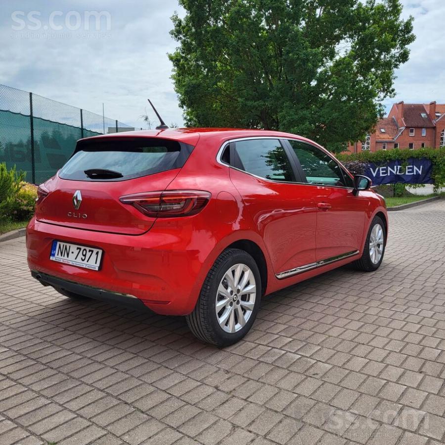 Red Renault Clio 2022 in Riga, with an engine capacity of 1.00 L and mileage of 36 thousand km for 14990 €, photo 5 on AUTOMOTO.COM.LV