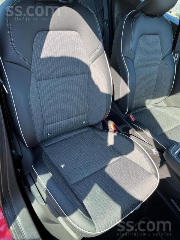 Sarkans Renault Clio 2022 Rīga, ar dzinēja tilpumu 1.00 L un nobraukumu 36 tūkst. km par 14990 €, foto 6 vietnē AUTOMOTO.COM.LV
