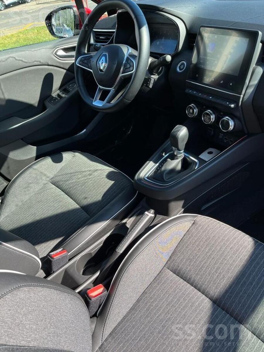 Red Renault Clio 2022 in Riga, with an engine capacity of 1.00 L and mileage of 36 thousand km for 14990 €, photo 10 on AUTOMOTO.COM.LV