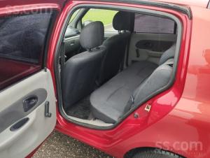 Sarkans Renault Clio 2005 Rīga, ar dzinēja tilpumu 1.40 L un nobraukumu 164 tūkst. km par 700 €, foto 6 vietnē AUTOMOTO.COM.LV