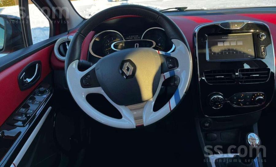 Sarkans Renault Clio 2013 Rīga, ar dzinēja tilpumu 1.50 L un nobraukumu 199 tūkst. km par 4995 €, foto 13 vietnē AUTOMOTO.COM.LV