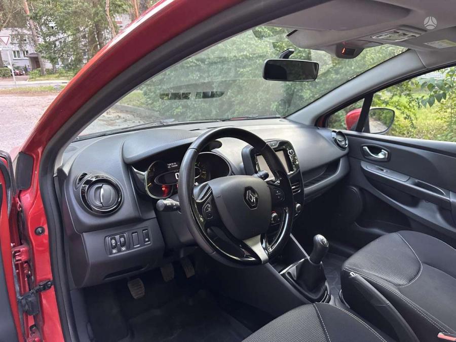 Красный Рено Клио 2015 в Каунас, объемом двигателя 0.90 л и пробегом 157 тыс. км за 4190 €, фото 9 на AUTOMOTO.COM.LV