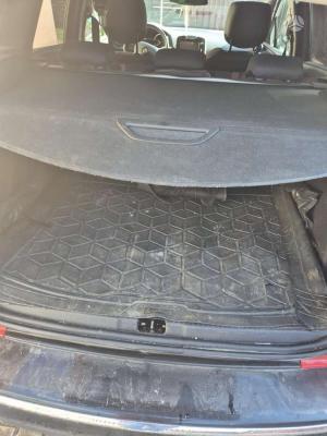 Sarkans Renault Clio 2015 Viļņa, ar dzinēja tilpumu 1.46 L un nobraukumu 167 tūkst. km par 4200 €, foto 14 vietnē AUTOMOTO.COM.LV