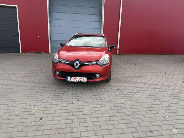 Red Renault Clio 2015 in Siauliai, with an engine capacity of 0.90 L and mileage of 197 thousand km for 3250 €, photo 3 on AUTOMOTO.COM.LV