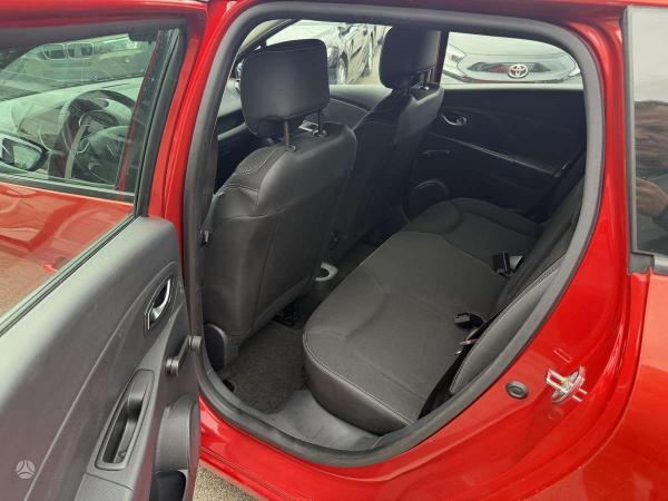 Sarkans Renault Clio 2016 Klaipėda, ar dzinēja tilpumu 1.46 L un nobraukumu 278 tūkst. km par 3600 €, foto 9 vietnē AUTOMOTO.COM.LV