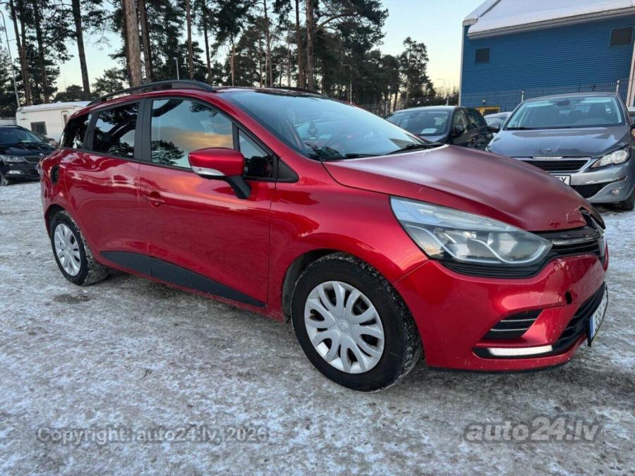 Red Renault Clio 2017 in Tallinn, with an engine capacity of 1.50 L and mileage of 239 thousand km for 3850 €, photo 3 on AUTOMOTO.COM.LV