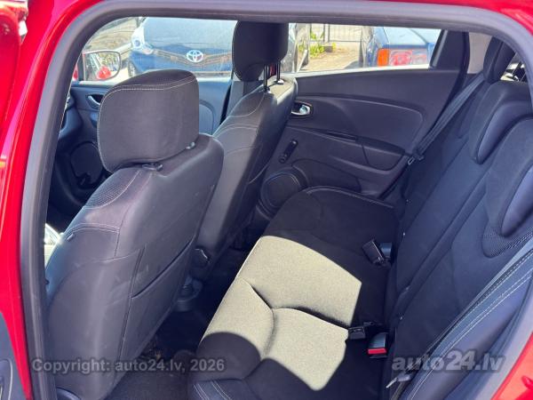 Sarkans Renault Clio 2017 Tallina, ar dzinēja tilpumu 1.50 L un nobraukumu 0 tūkst. km par 4500 €, foto 5 vietnē AUTOMOTO.COM.LV