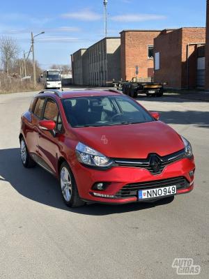 Red Renault Clio 2018 in Klaipeda, with an engine capacity of 0.90 L and mileage of 140 thousand km for 4850 €, photo 5 on AUTOMOTO.COM.LV