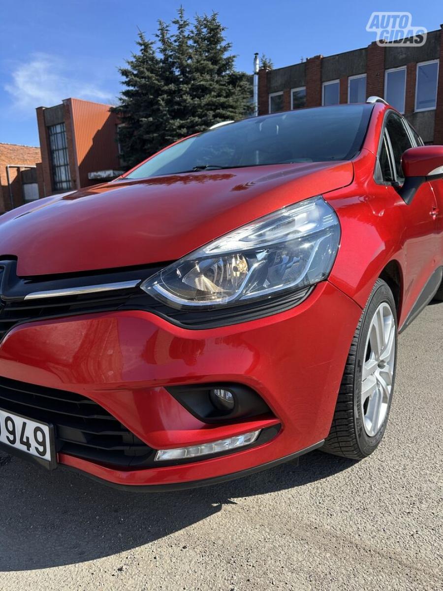 Red Renault Clio 2018 in Klaipeda, with an engine capacity of 0.90 L and mileage of 140 thousand km for 4850 €, photo 17 on AUTOMOTO.COM.LV