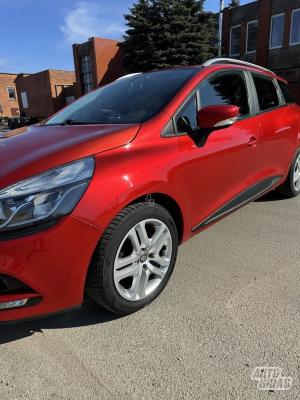 Red Renault Clio 2018 in Klaipeda, with an engine capacity of 0.90 L and mileage of 140 thousand km for 4850 €, photo 18 on AUTOMOTO.COM.LV