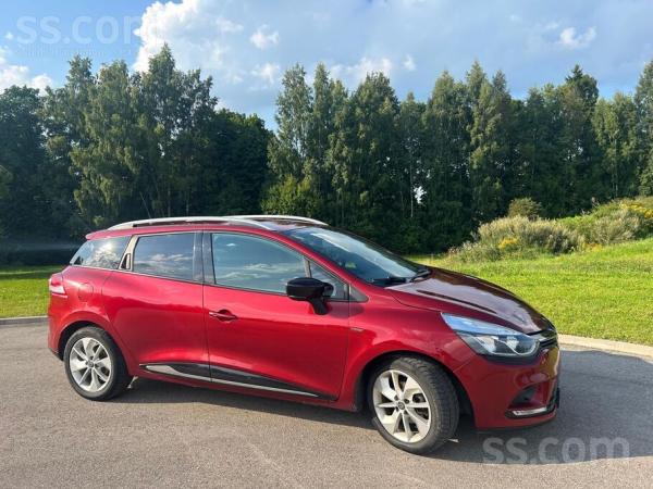Красный Рено Клио 2019 в Цесис, объемом двигателя 1.20 л и пробегом 140 тыс. км за 8500 €, фото 2 на AUTOMOTO.COM.LV