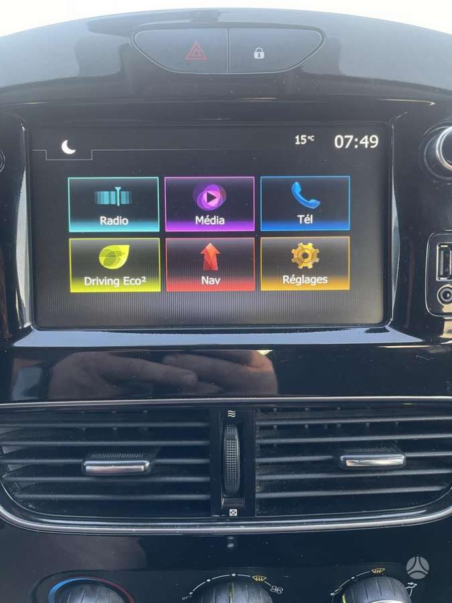 Sarkans Renault Clio 2019 Kauņa, ar dzinēja tilpumu 0.90 L un nobraukumu 145 tūkst. km par 4650 €, foto 11 vietnē AUTOMOTO.COM.LV