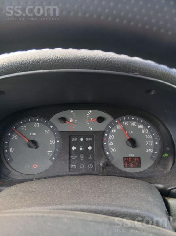 Renault Clio 2005 Jelgava, ar dzinēja tilpumu 1.40 L un nobraukumu 230 tūkst. km par 780 €, foto 5 vietnē AUTOMOTO.COM.LV